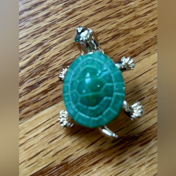 Jewelry | Vintage Turtle Pin | Poshmark